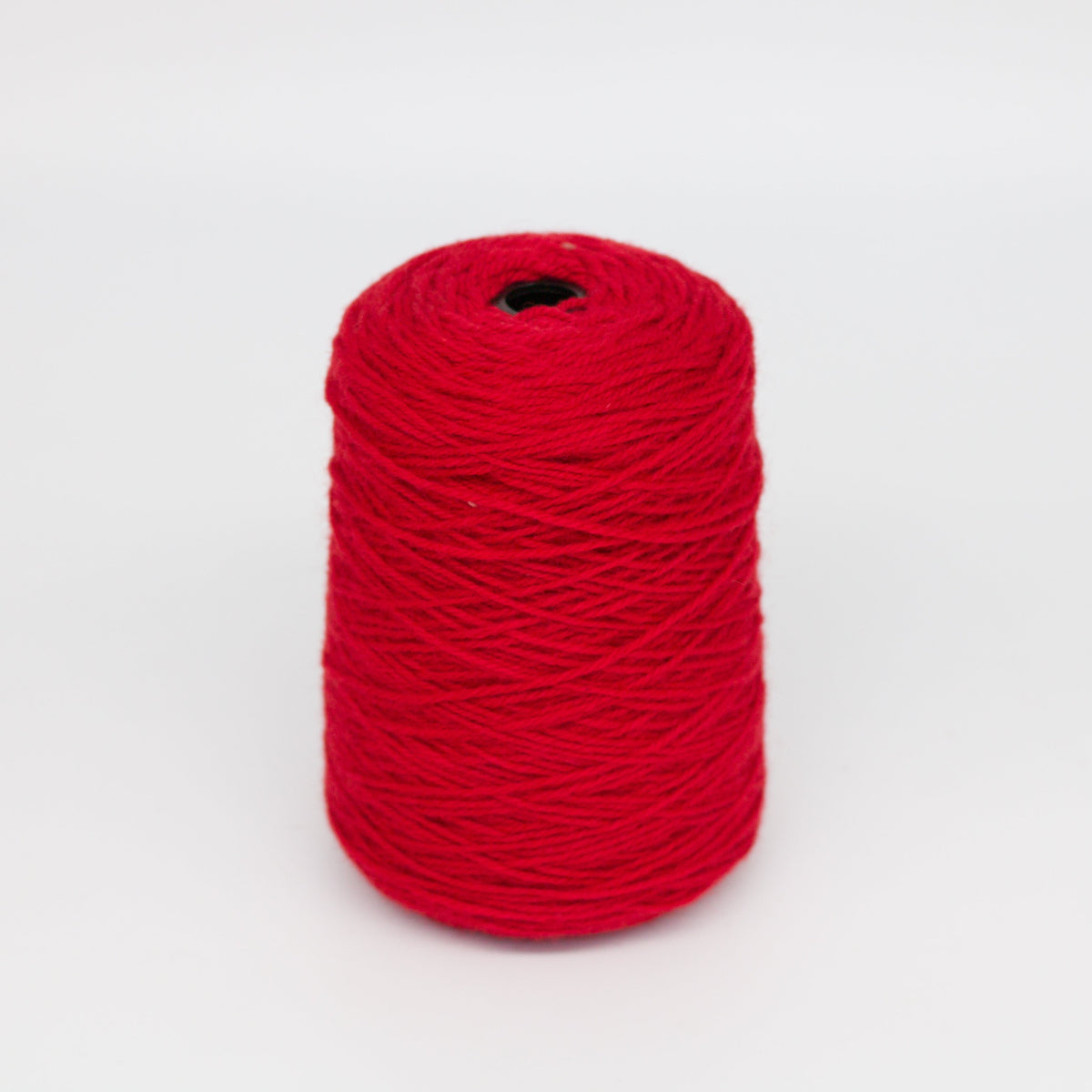 Deep red 100% Wool Tufting Yarn On Cone (4a08) – TuftingshopVATEXEMPTION